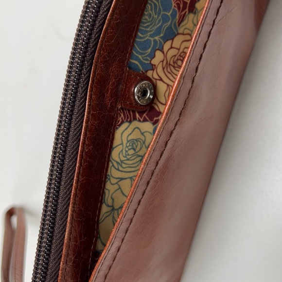 HOBO | Bags | Hobo Vintage Kimi Wristlet Walletgolden Brownapprox 4 H X ...